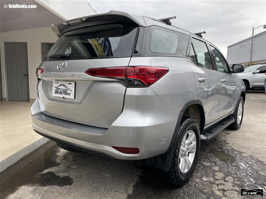 2020 Toyota Fortuner 1GD a la venta - VehiVenta Costa Rica